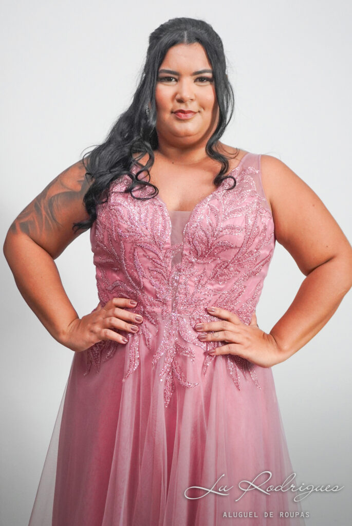 Feminino Plus Size 264 - Lu Rodrigues - Aluguel de Roupas