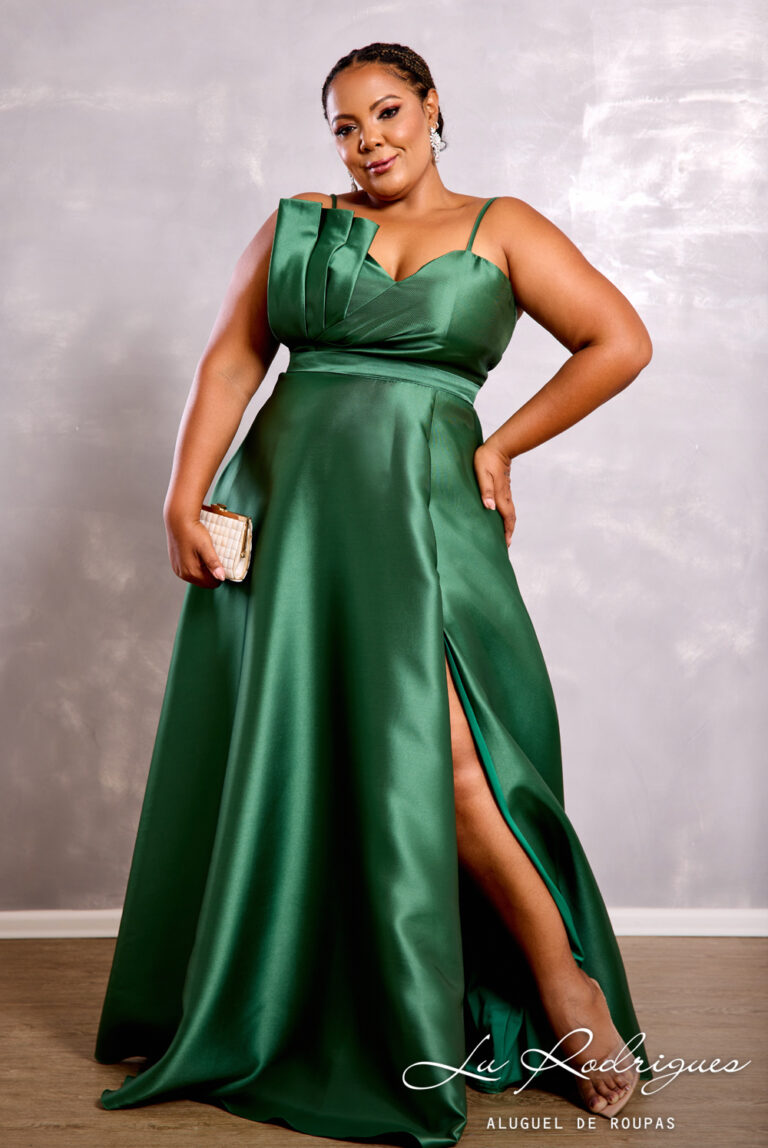 Feminino Plus Size 290 - Lu Rodrigues - Aluguel de Roupas